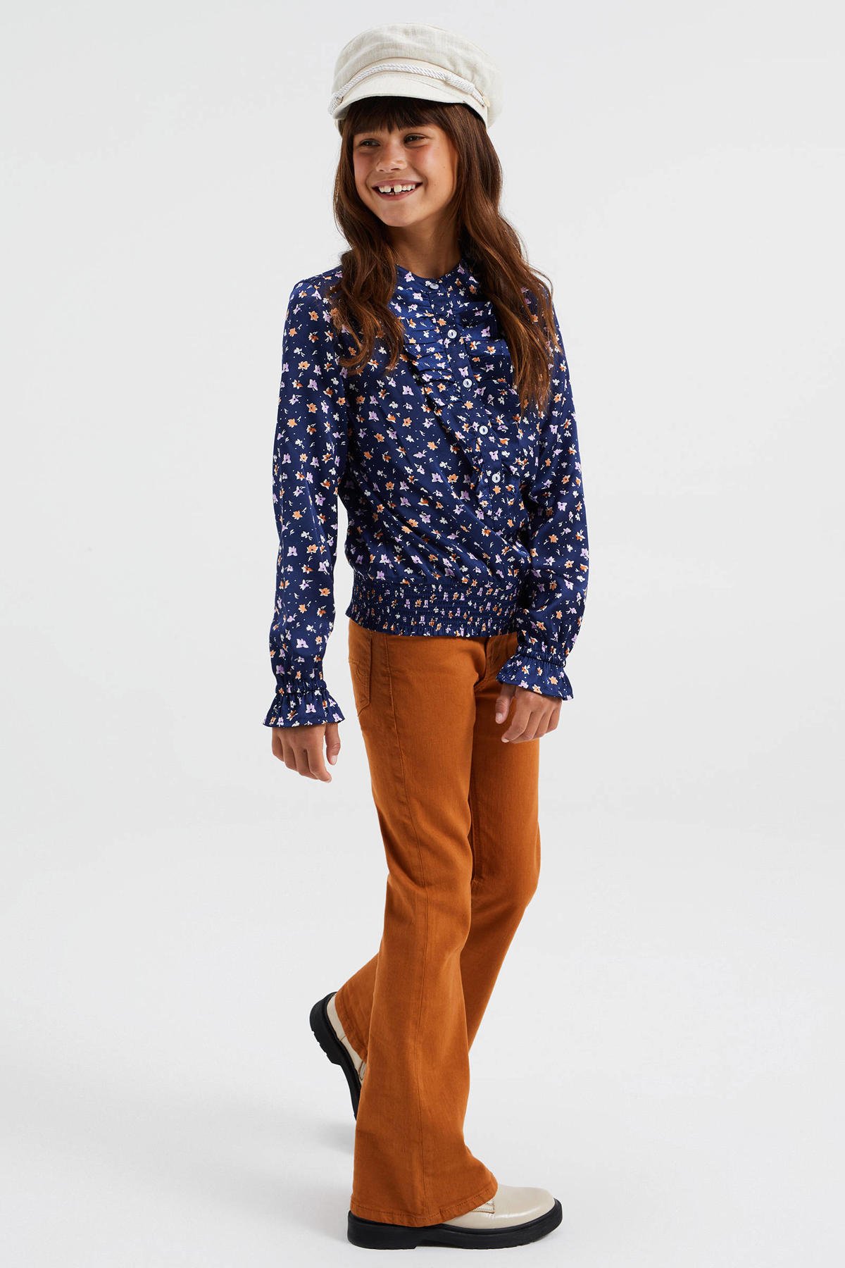 WE Fashion flared jeans rusty ginger | kleertjes.com