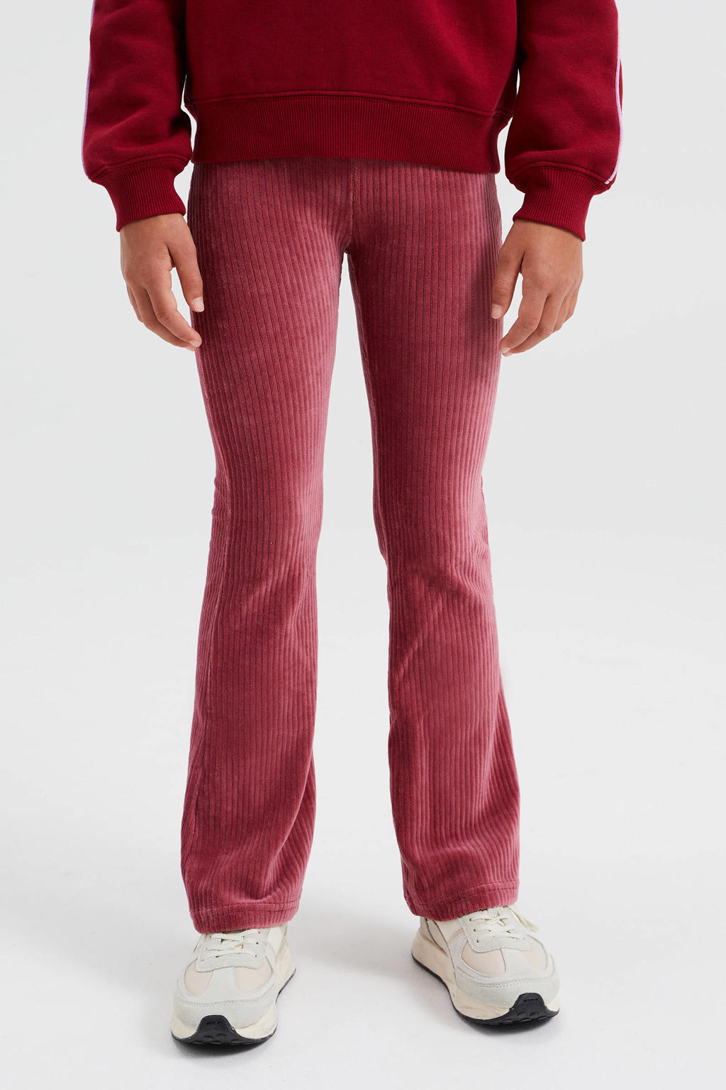 WE Fundamentals velours flared broek oudroze | kleertjes.com