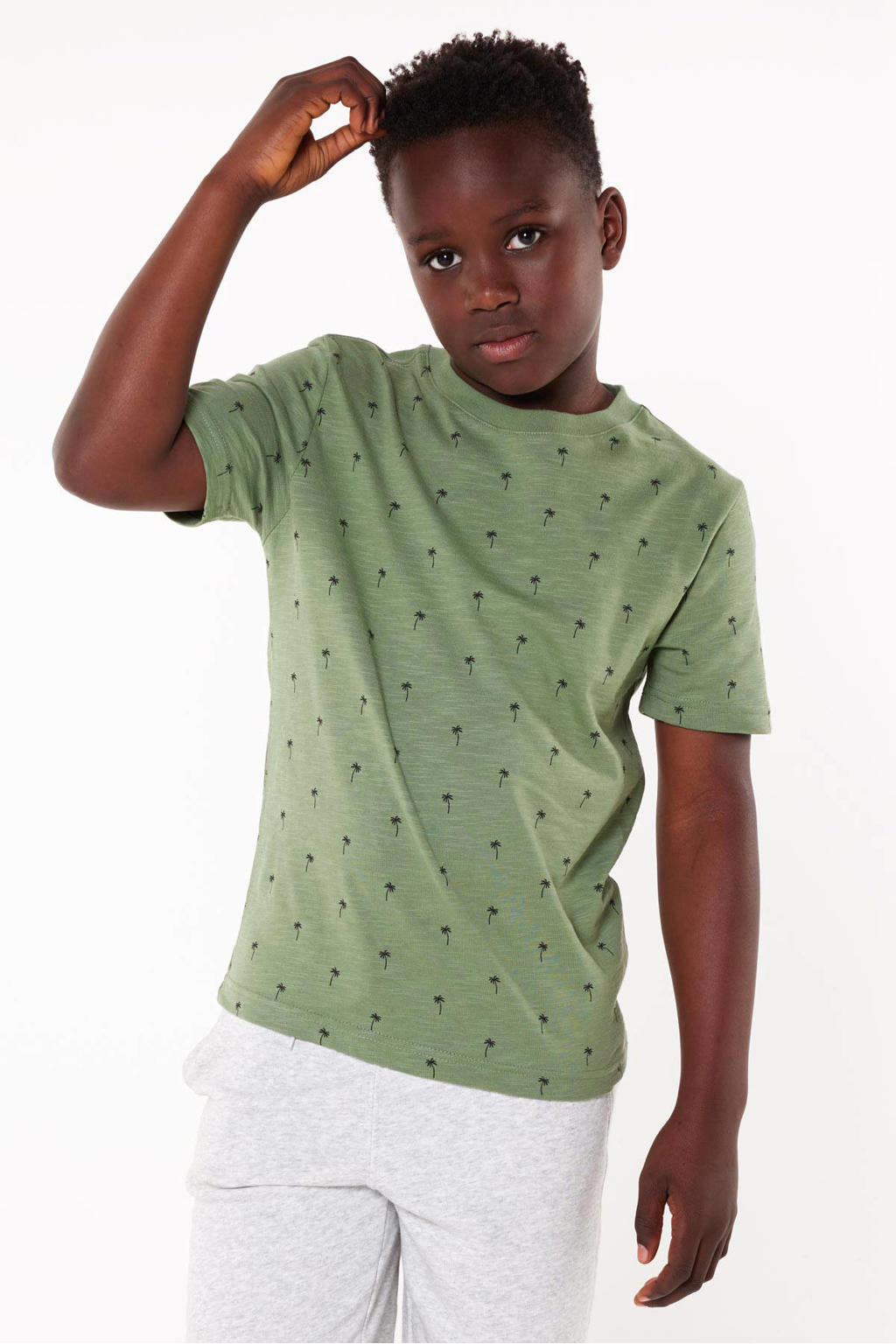 America Today T-shirt Elliot JR met all over print groen | kleertjes.com