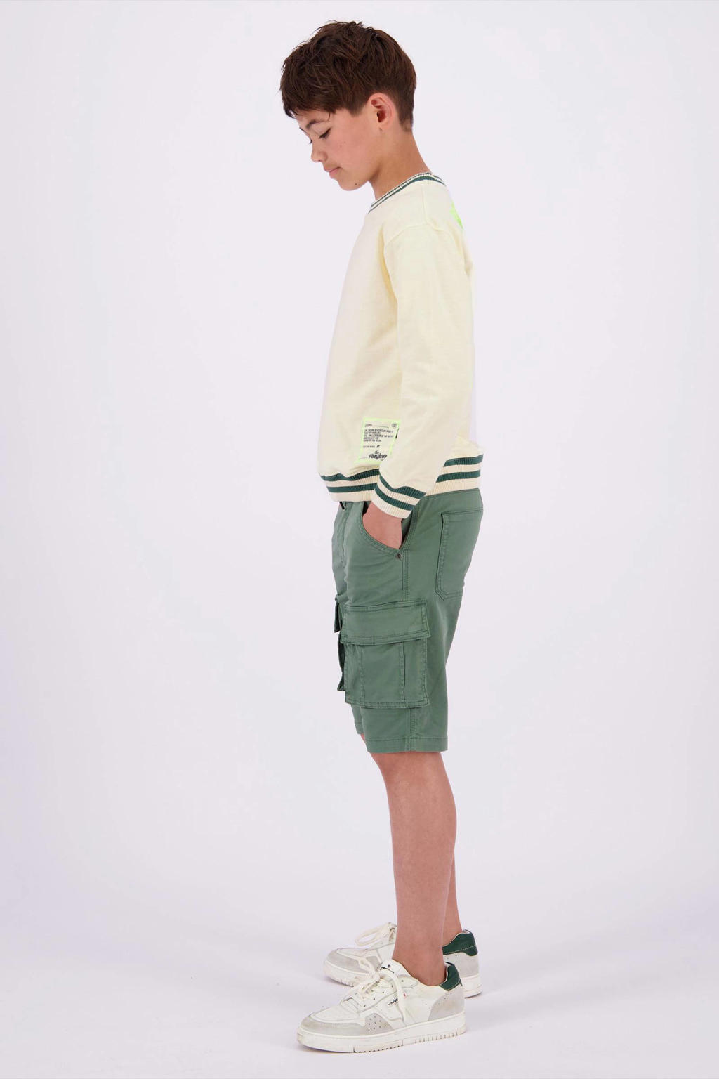 Vingino cargo short Cliff zachtgroen | kleertjes.com