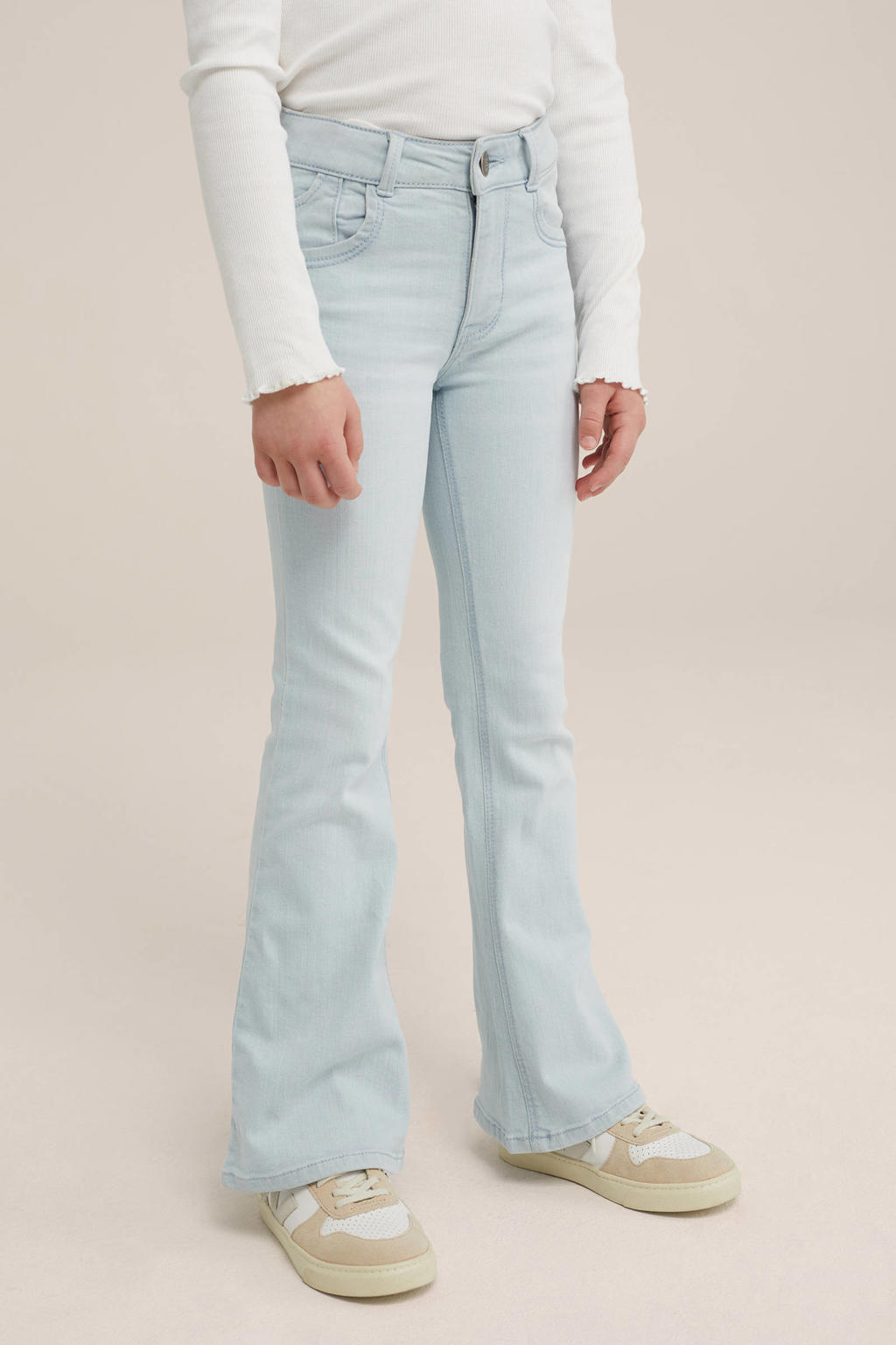 WE Fashion Blue Ridge flared jeans stone denim | kleertjes.com