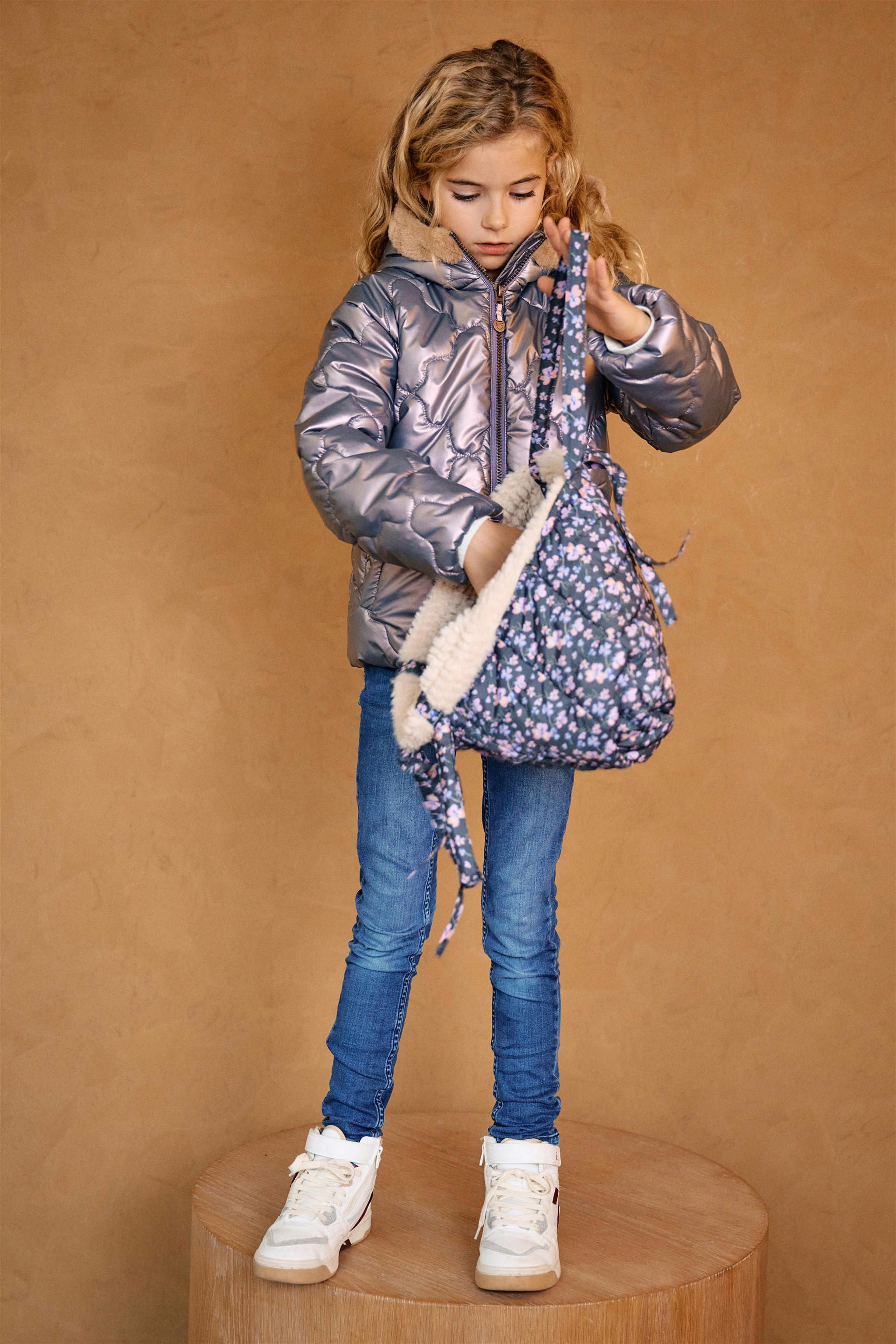 NONO gewatteerde winterjas Bee zachtroze metallic | kleertjes.com