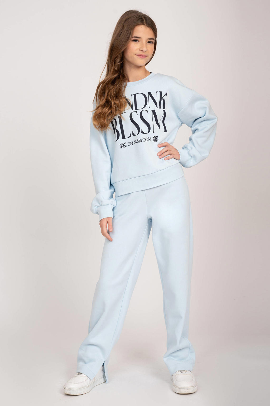 NIK&NIK joggingbroek Phoenix zachtblauw | kleertjes.com