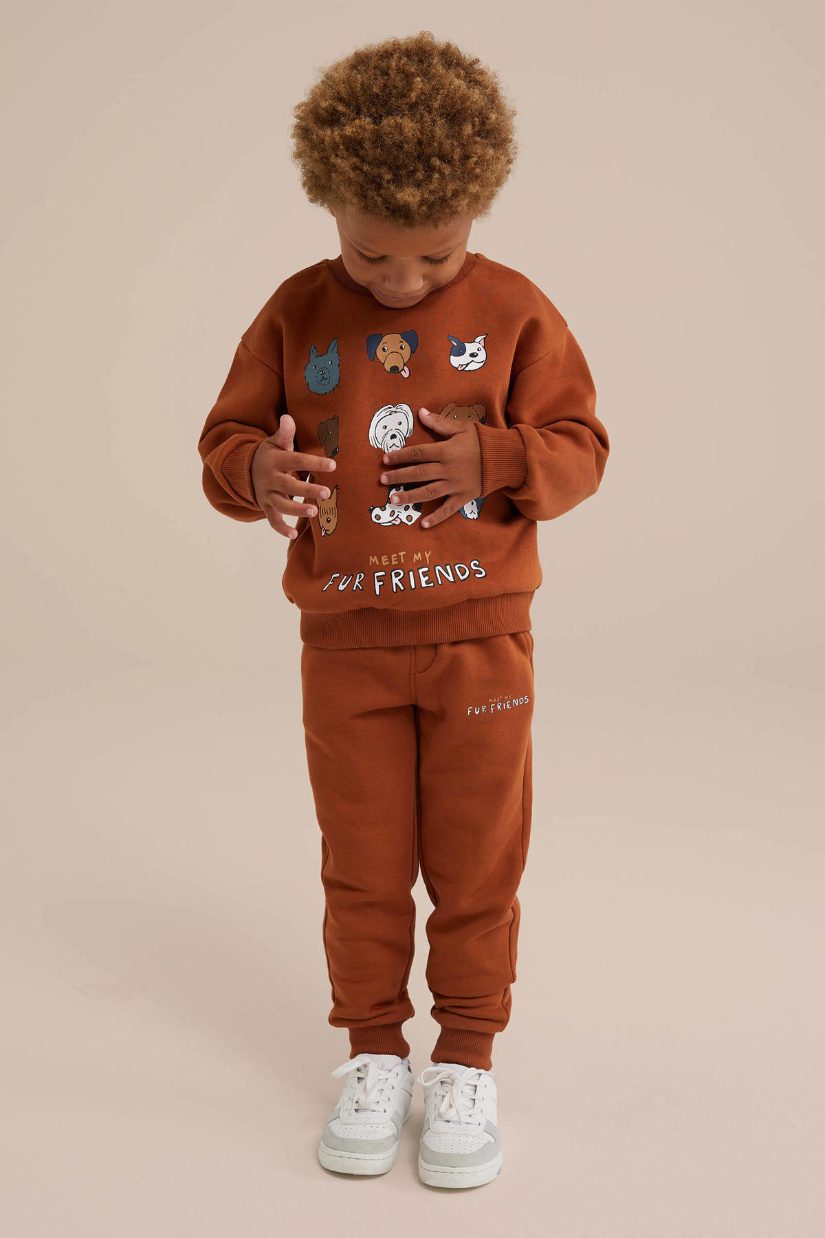 WE Fashion slim fit broek bruin | kleertjes.com